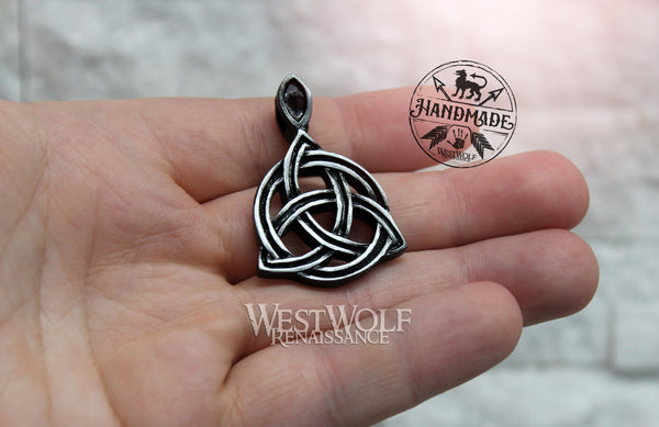 Celtic Triquetra or "Trinity Knot" Pendant – West Wolf Renaissance